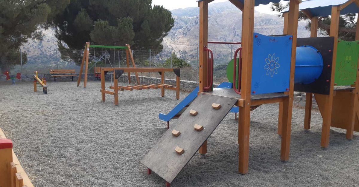 Ολοκληρώθηκε η νέα παιδική χαρά στους Ασκούς του Δήμου Μινώα Πεδιάδας ...