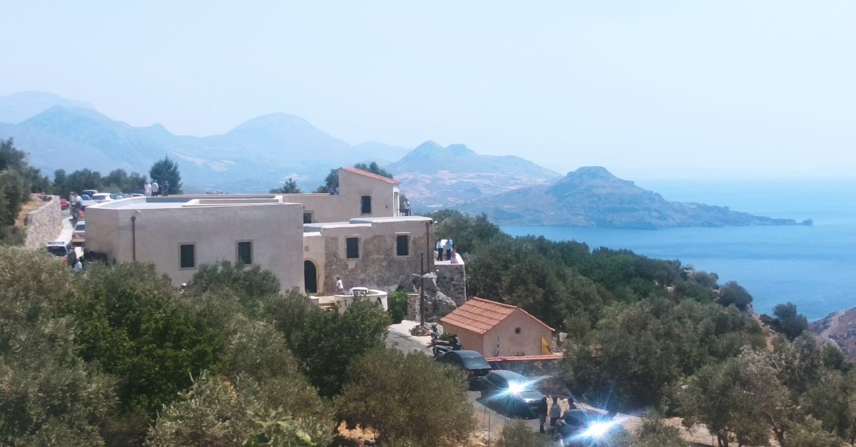 Παραδόθηκε το ανακαινισμένο Μοναστηριακό συγκρότημα Μιχαήλ Αρχαγγέλου ...