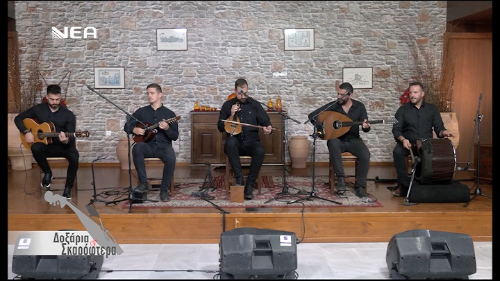 Δοξάρια και Σκαρόφτερα - Νίκος Ποντικάκης - ΝΕΑ Τηλεόραση Κρήτης